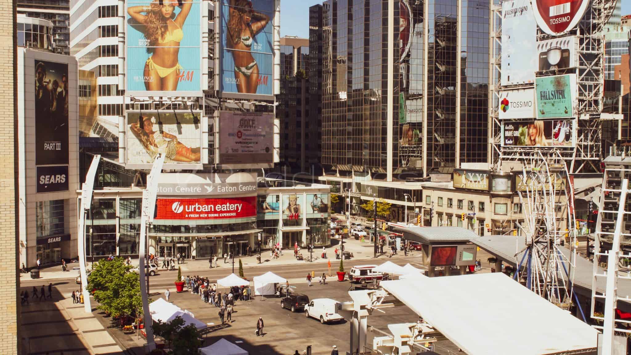 Toronto Itinerary: How to Spend a Weekend in Toronto - Rudderless Travel